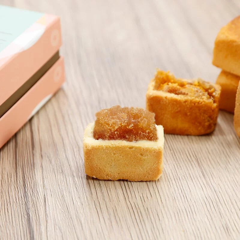 Vigor Kobo Mixed Pineapple Cakes Set (regular + egg yolk) 10 pcs ...